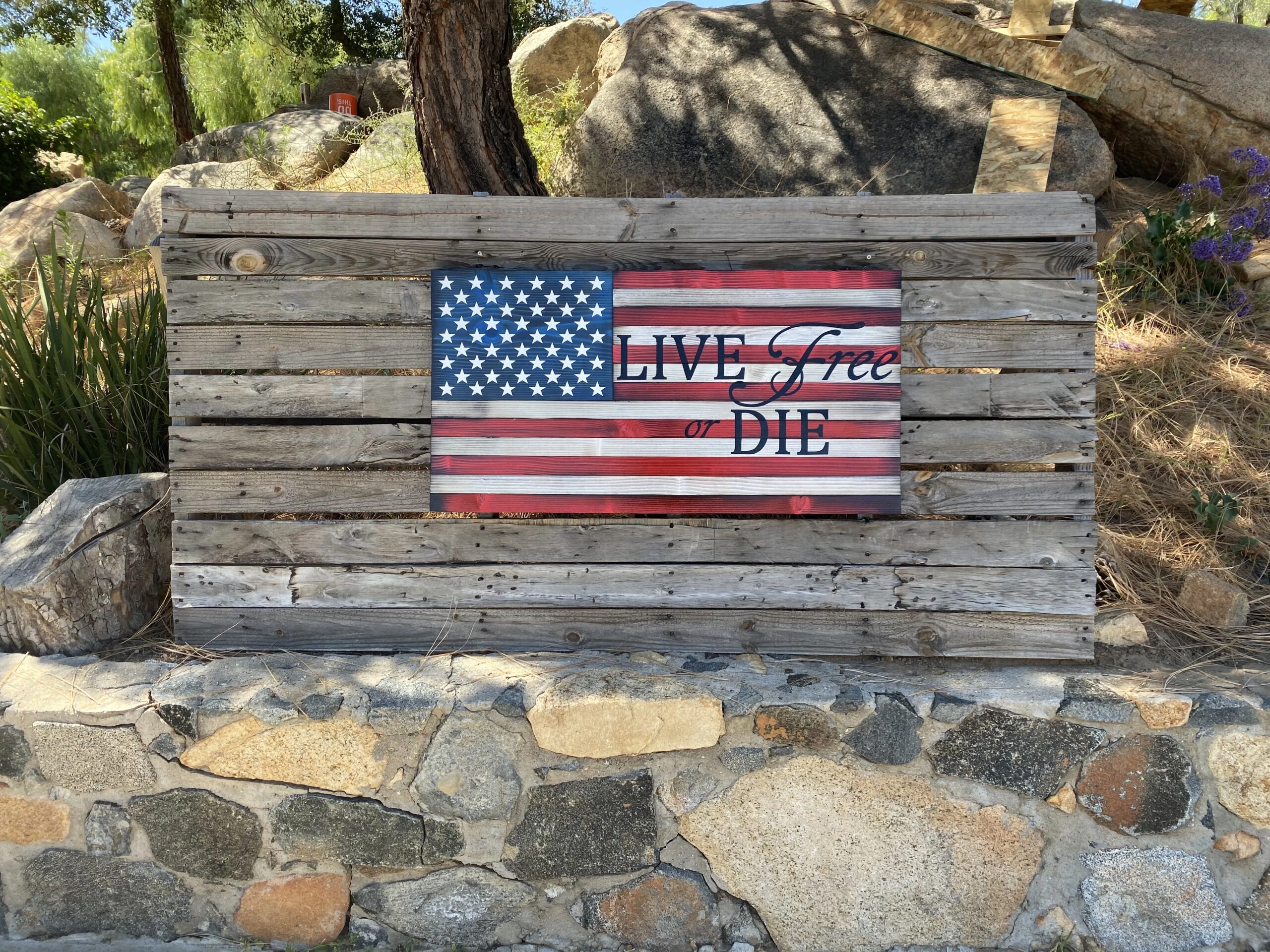 Live Free or Die – Your American Flag Store – Wood Flags – American Made